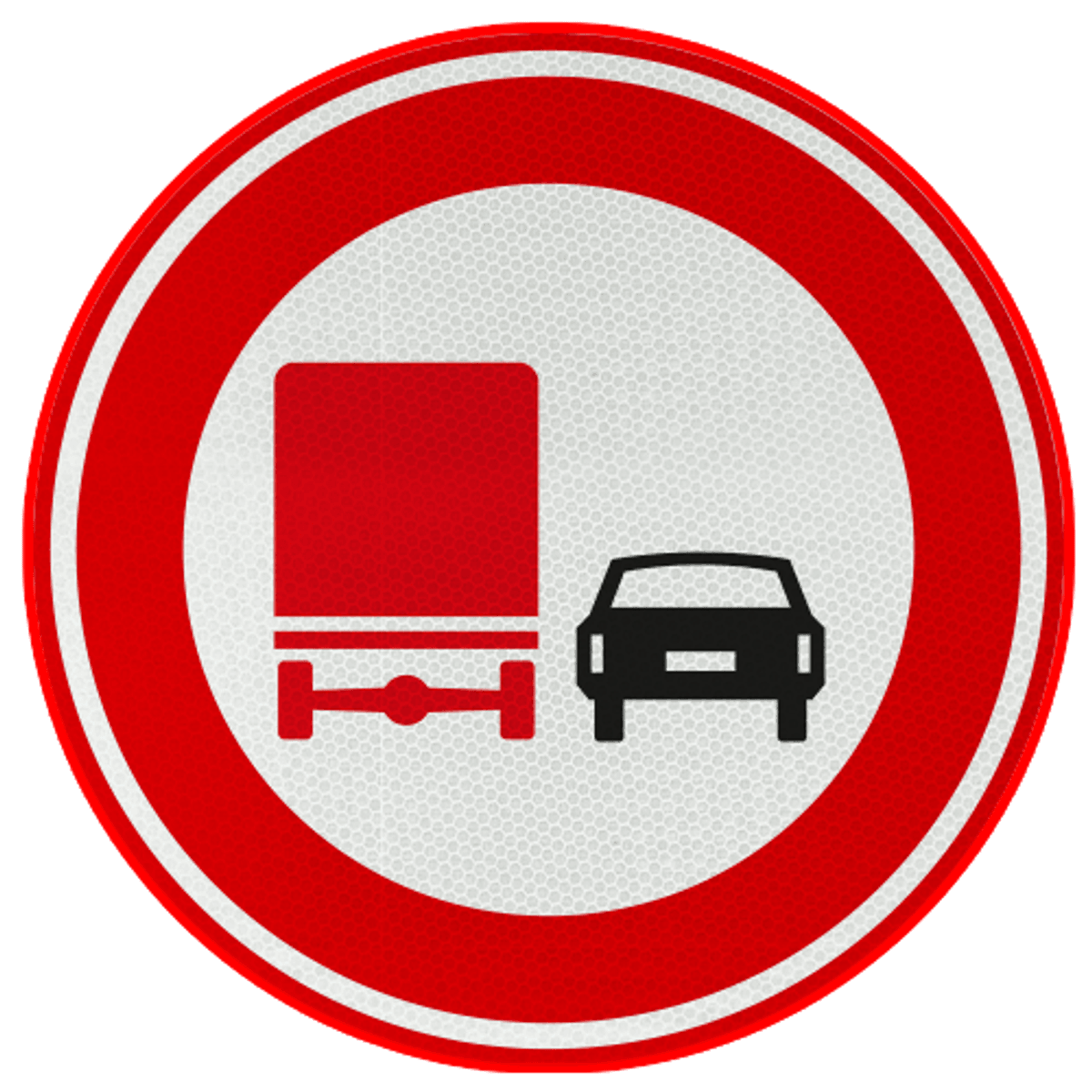 Verkeersbord RVV F03 Inhalen verboden voor vrachtwagens nodig?